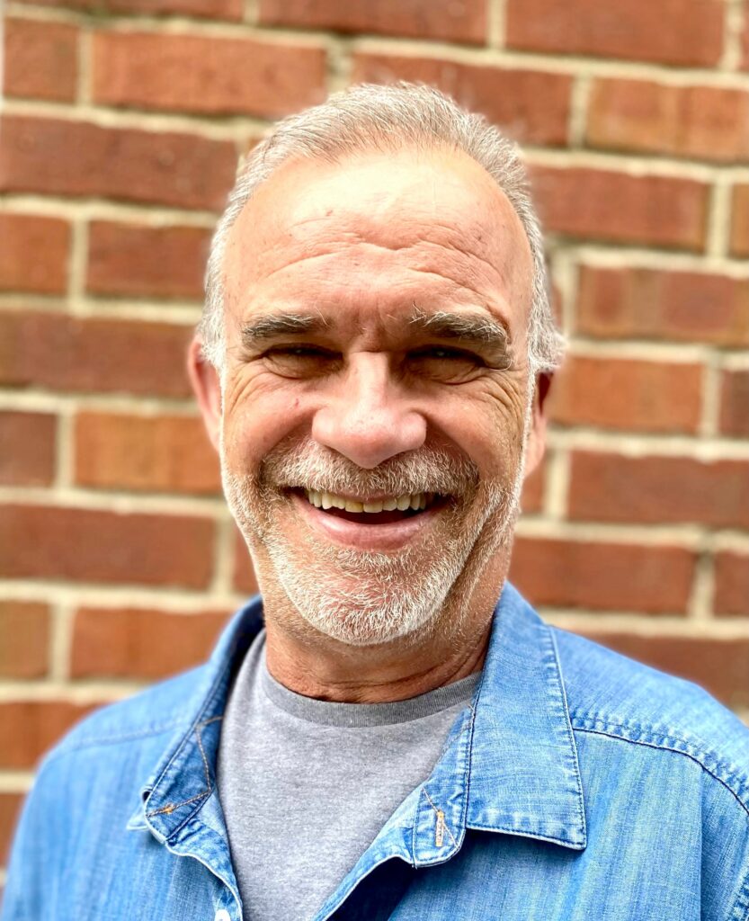 About | Landmark Booksellers